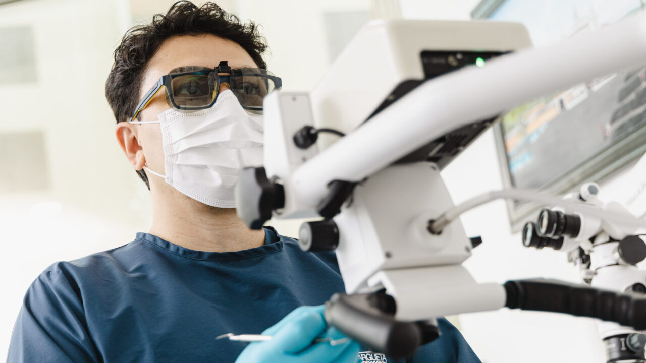 3D Microscopes - Seiler Medical